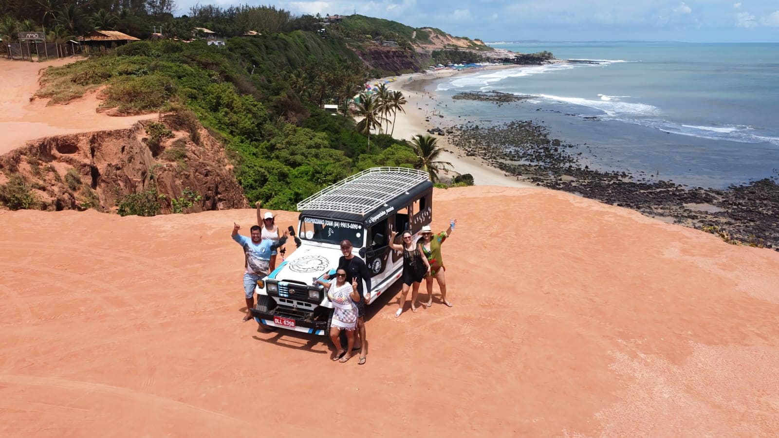 Passeio de Jipe em Pipa - Passeio de jardineira em Pipa